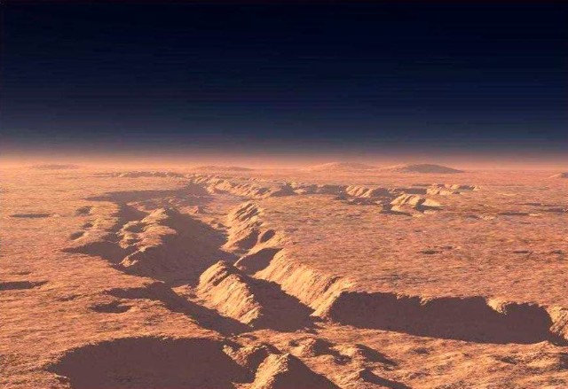 WOUNDED BIRD: BEAUTIFUL AND INCREDIBLE IMAGES FROM MARS